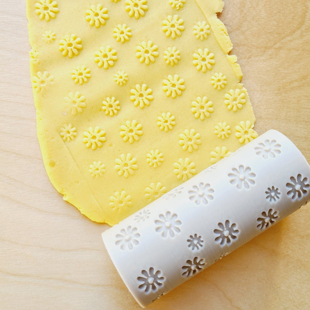 Daisy emboss rollers – Little Explorer Eco Toys